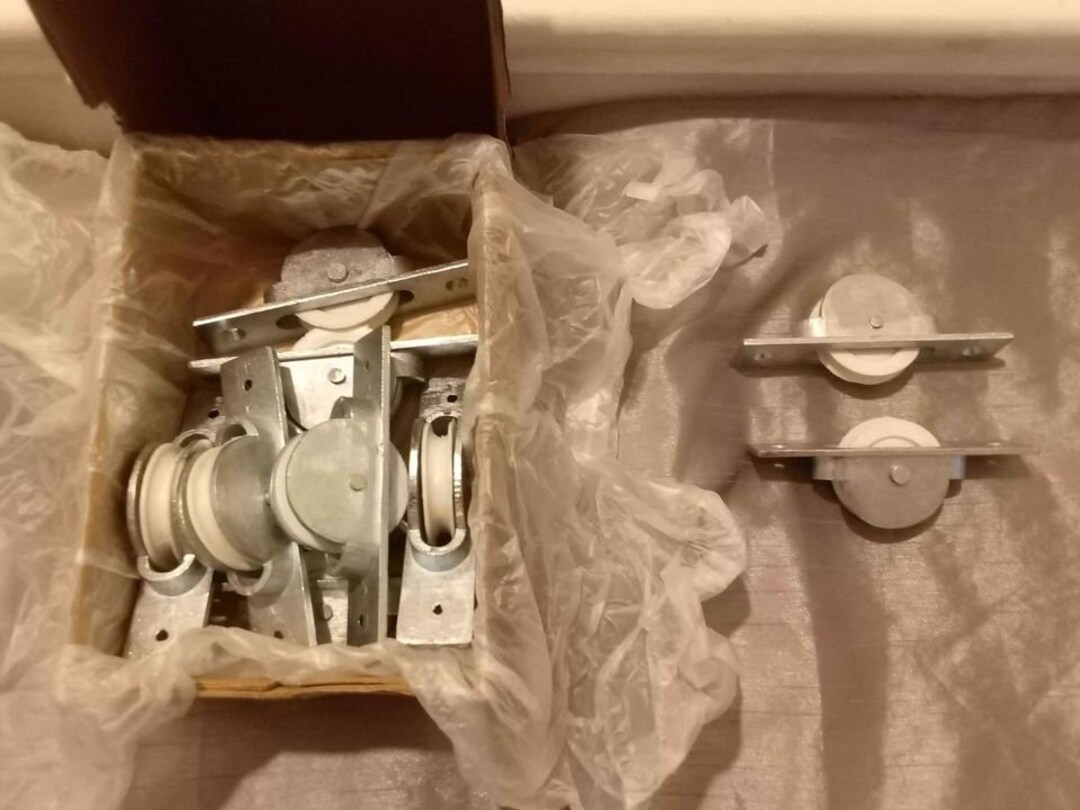 10 X Sash Window Axle Pulleys New Stock - Etsy