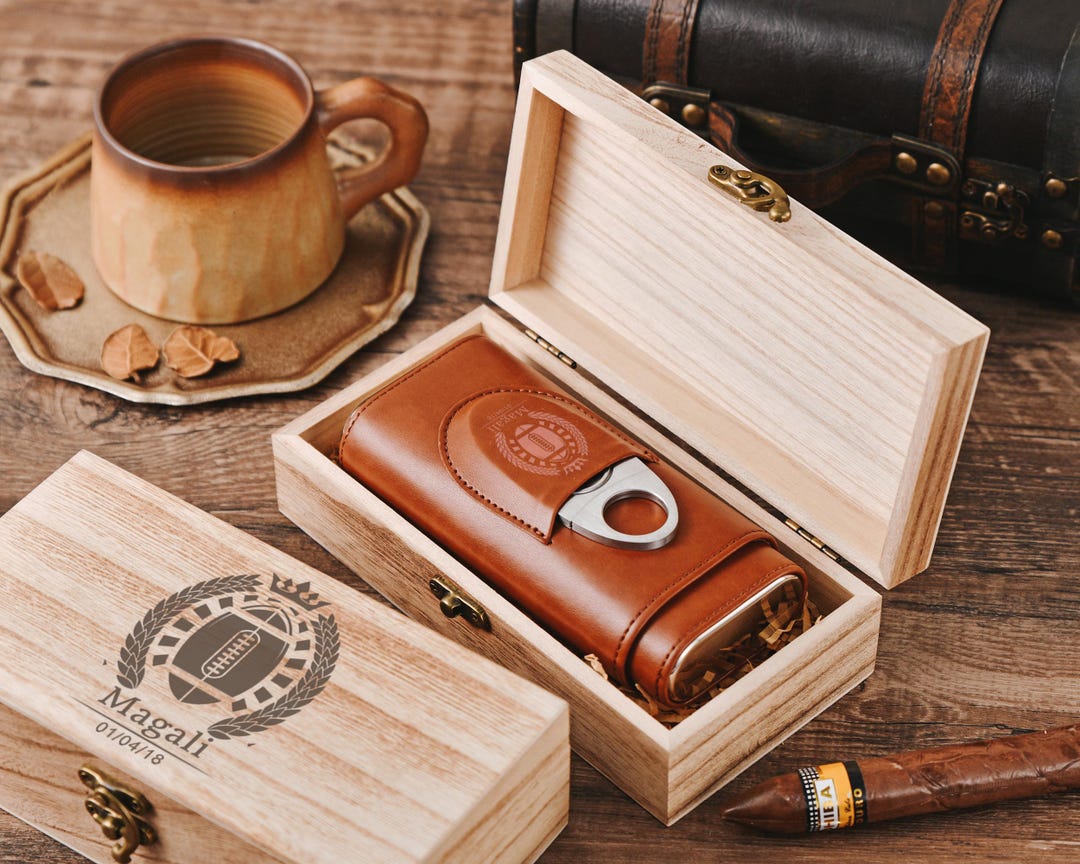 Leather Cigar Travel Case - Stylish, Portable Cigar Protection ...