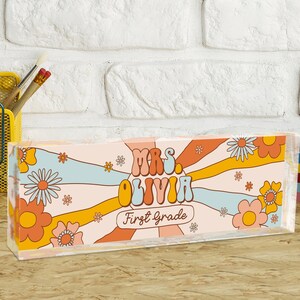 Personalized Teacher Desk Name Plate, Back to School Gift, Teacher Name ...