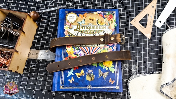 Personalized Simple Leather Book Strap/ Book Cover Holster/ | Etsy