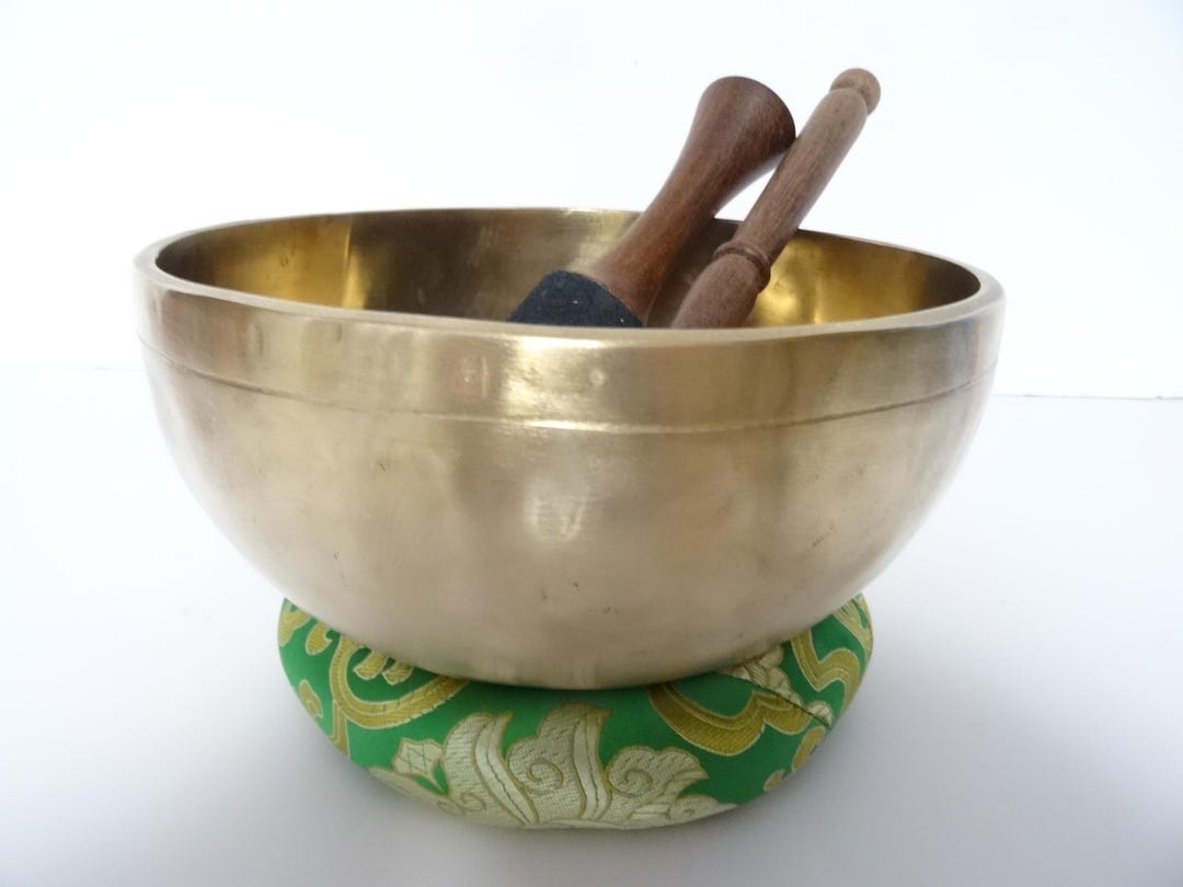 8" Large, Temple Sounds Therapy, Tibetan Singing Bowl, Hand Made ...