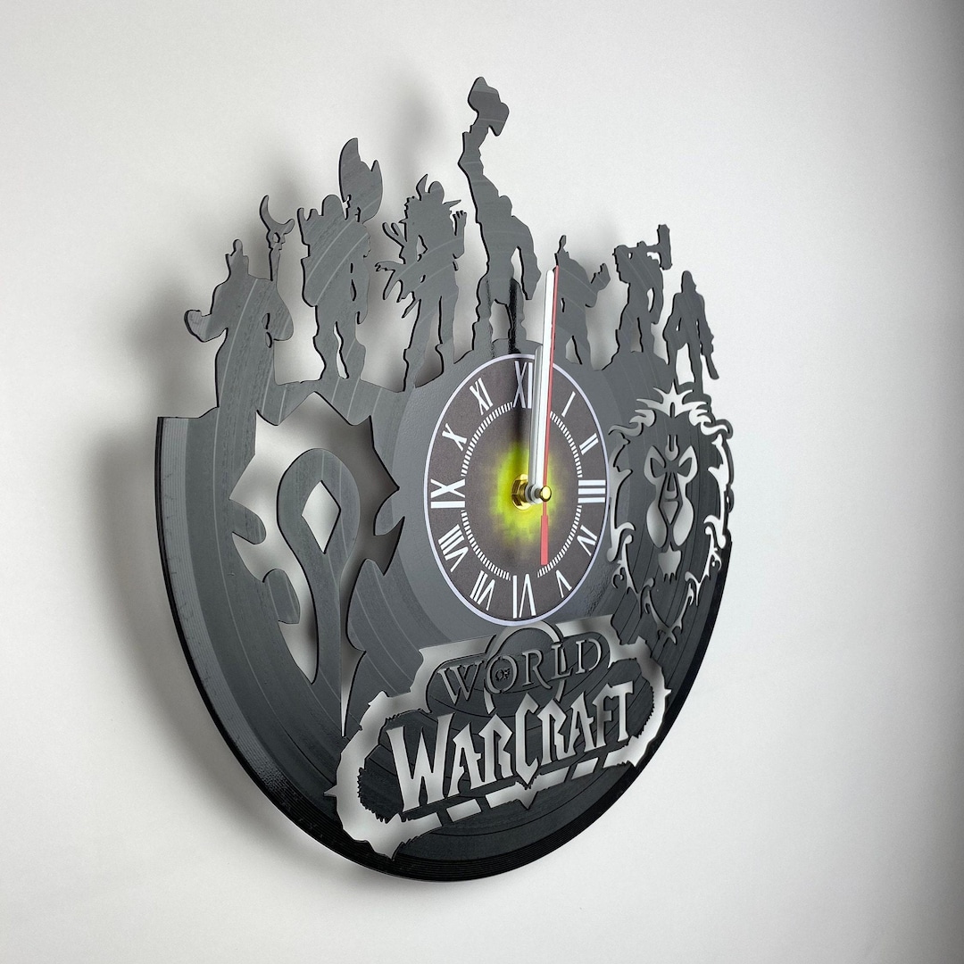 Vinyl Record Clock, Epic Fantasy Gaming Design, RPG Gamer Gift - Etsy