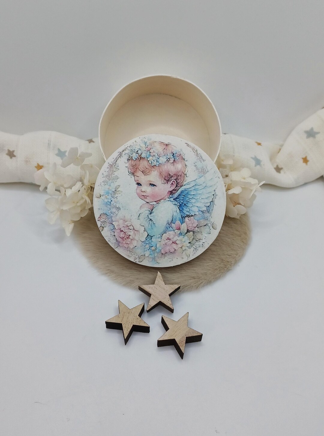 Small Memory Box Souvenir Gift Star Child Wooden Box With Lid and Motif ...