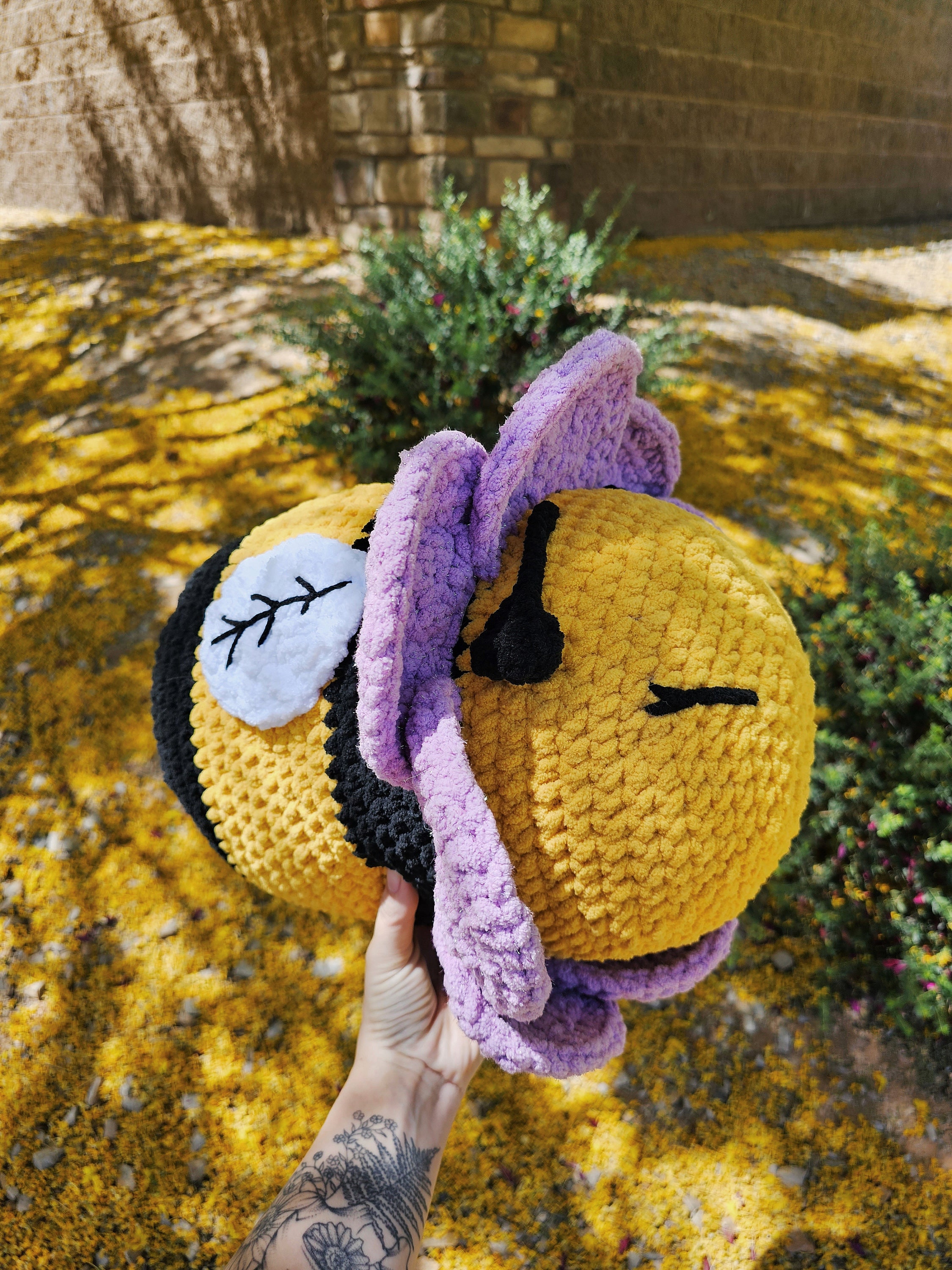 Elaine the Bee Pattern // Chunky Bee Crochet Pattern - Etsy