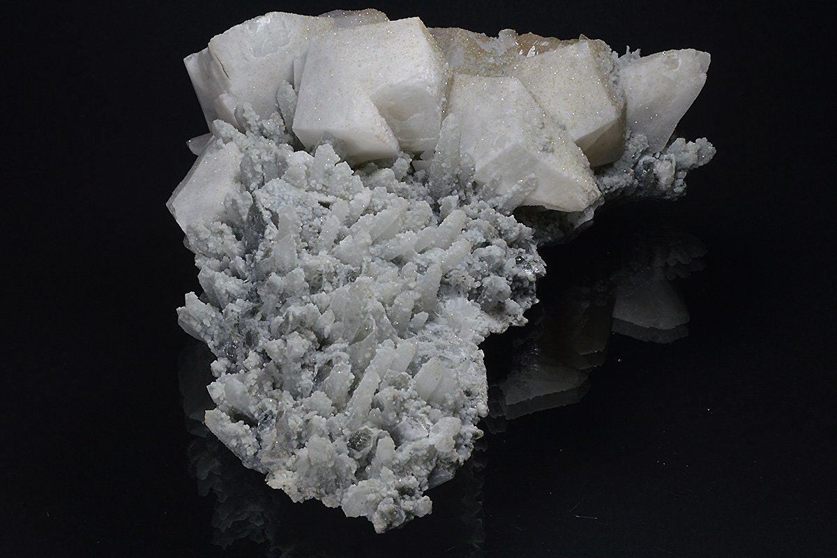 Rhombohedral Calcite on Quartz, Siderite - Etsy UK