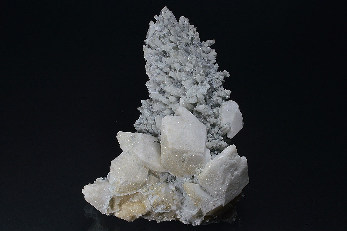 Rhombohedral Calcite on Quartz, Siderite - Etsy UK