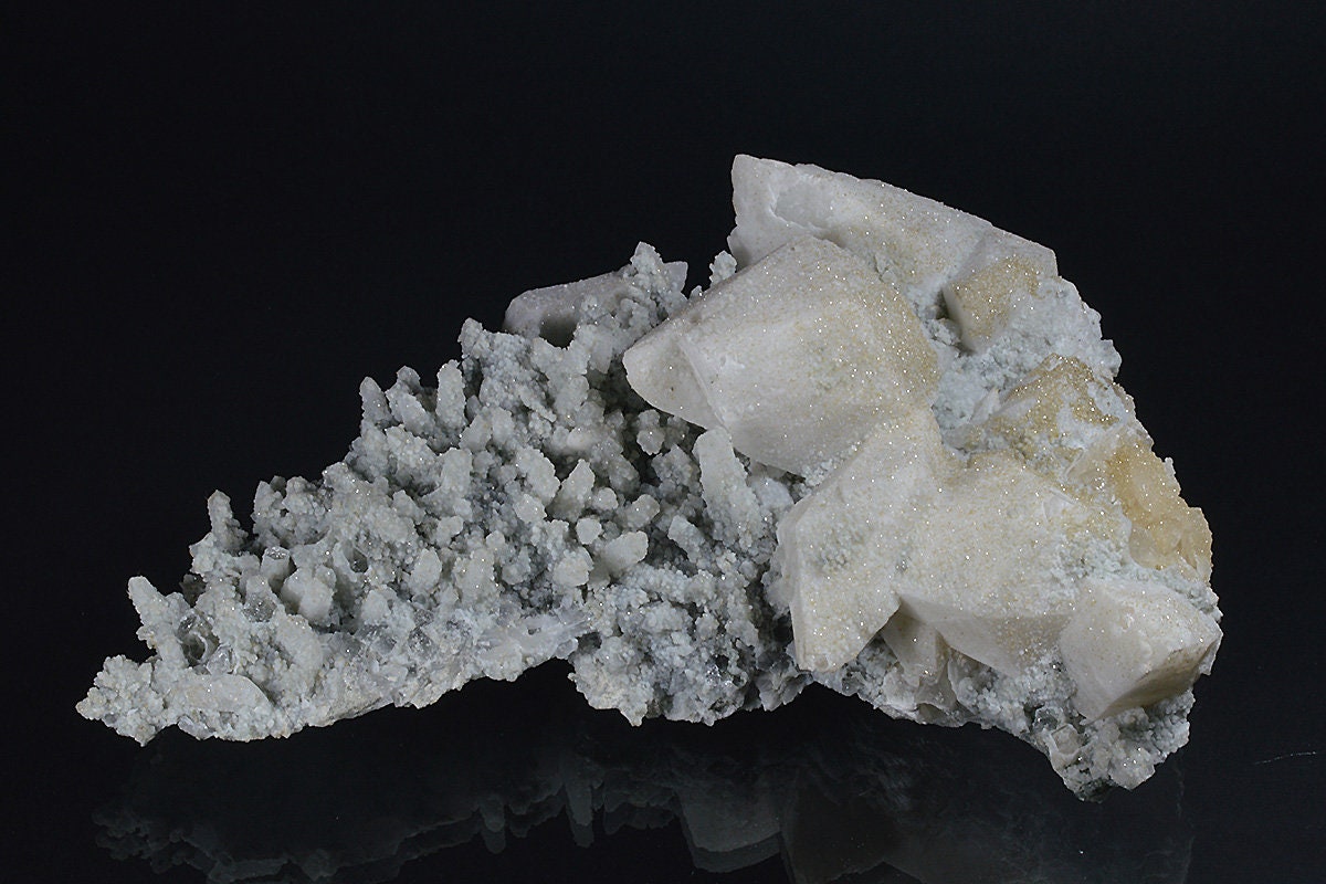 Rhombohedral Calcite on Quartz, Siderite - Etsy UK