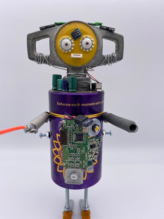 Assemblage ArtSteampunk Tin Body computer Bot Collectibles Figurines ...