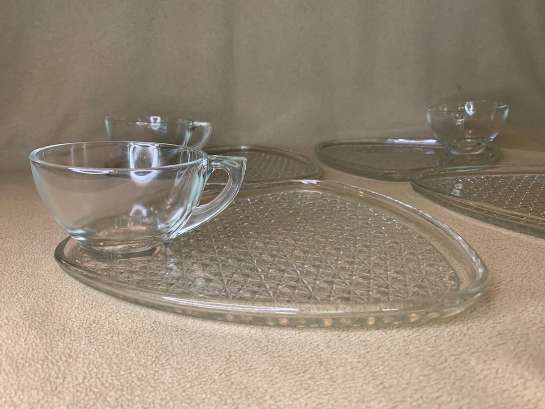 Indiana Colony Glass Set of Four Luncheon Plates and Cups - Etsy