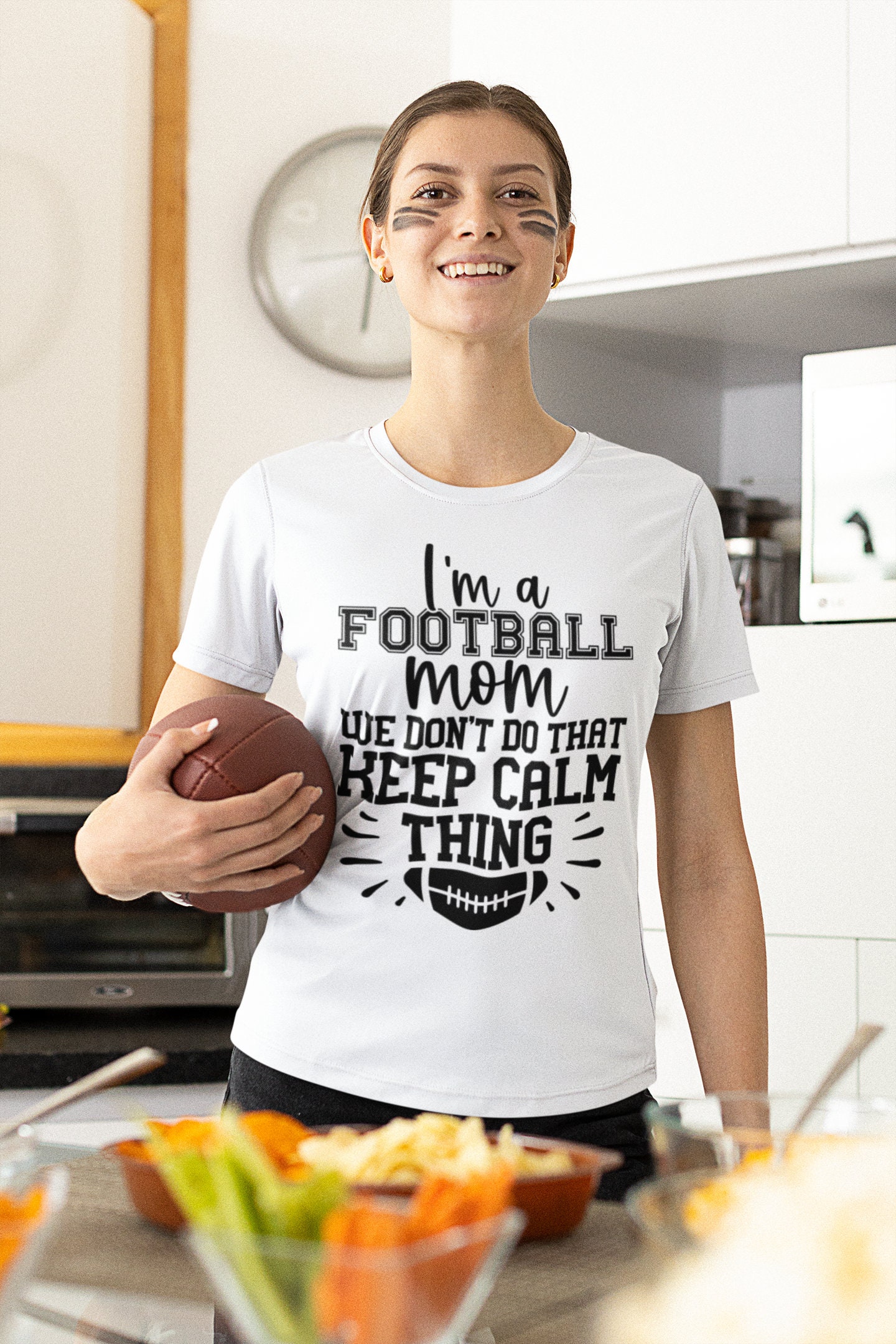 I'm a Football Mom We Don't Do That Keep Calm Thing - Etsy