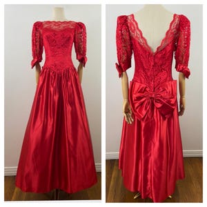 Vintage 80s Red Shimmering Lace and Satin Rounded Neckline Into Deep V ...