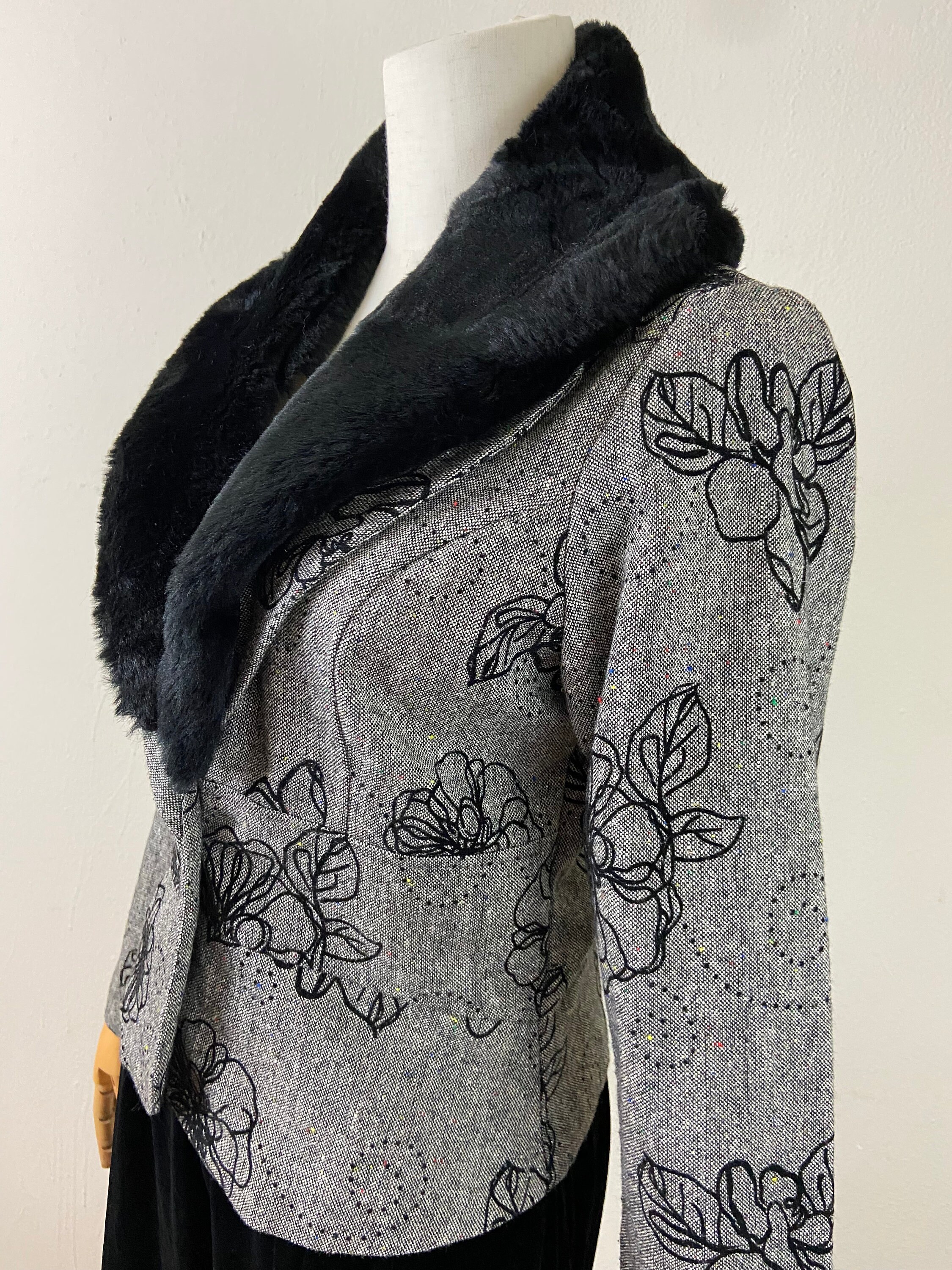 Vintage 80s Rayon Wool Velvetier Relieves Motives Short Crop Jacket ...