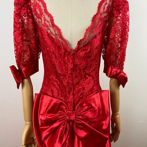 Vintage 80s Red Shimmering Lace and Satin Rounded Neckline Into Deep V ...