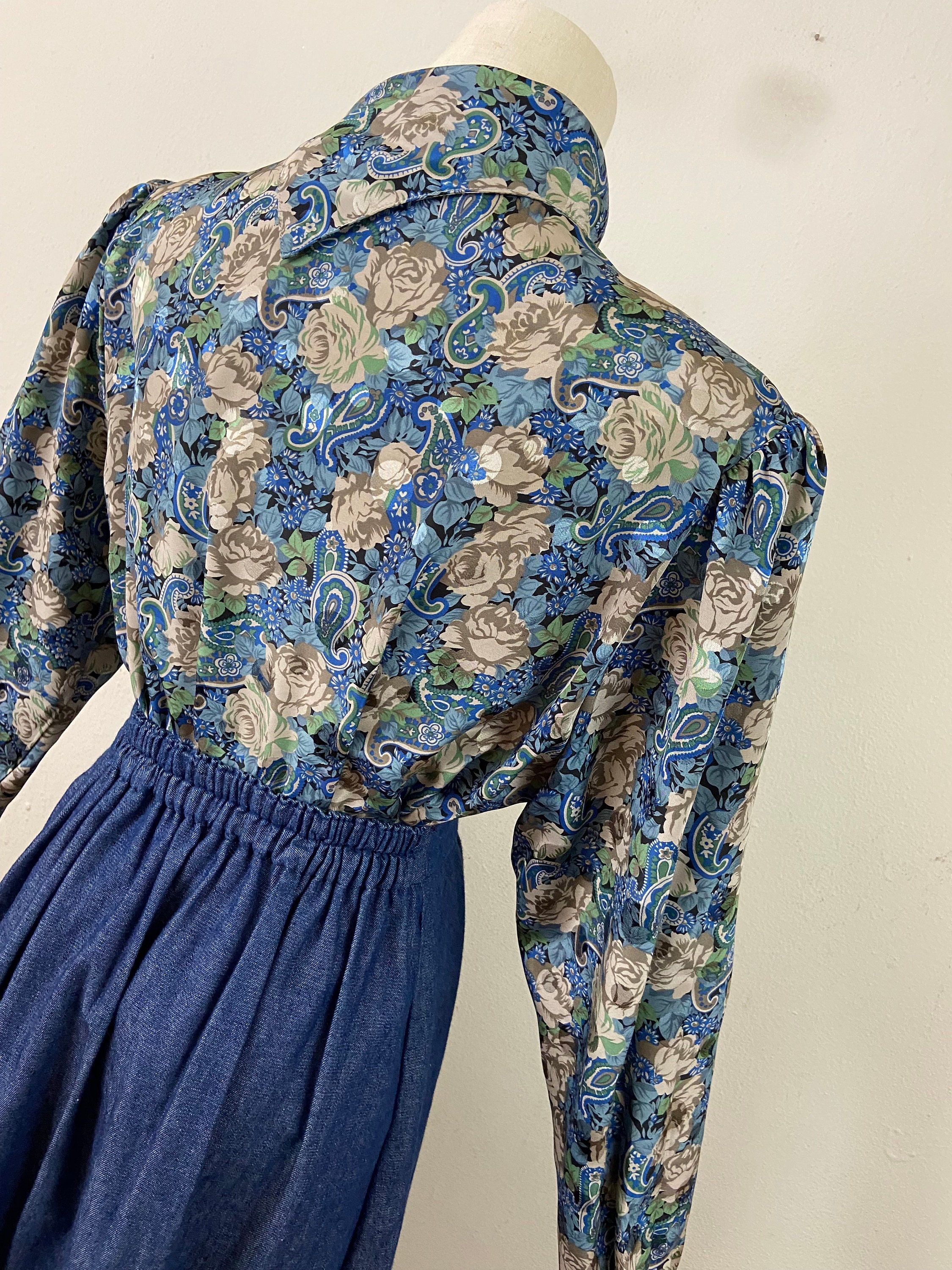 Vintage 80s Floral Print Silk Jacguard Romantic Blouse by Stuart Lang ...