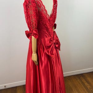 Vintage 80s Red Shimmering Lace and Satin Rounded Neckline Into Deep V ...