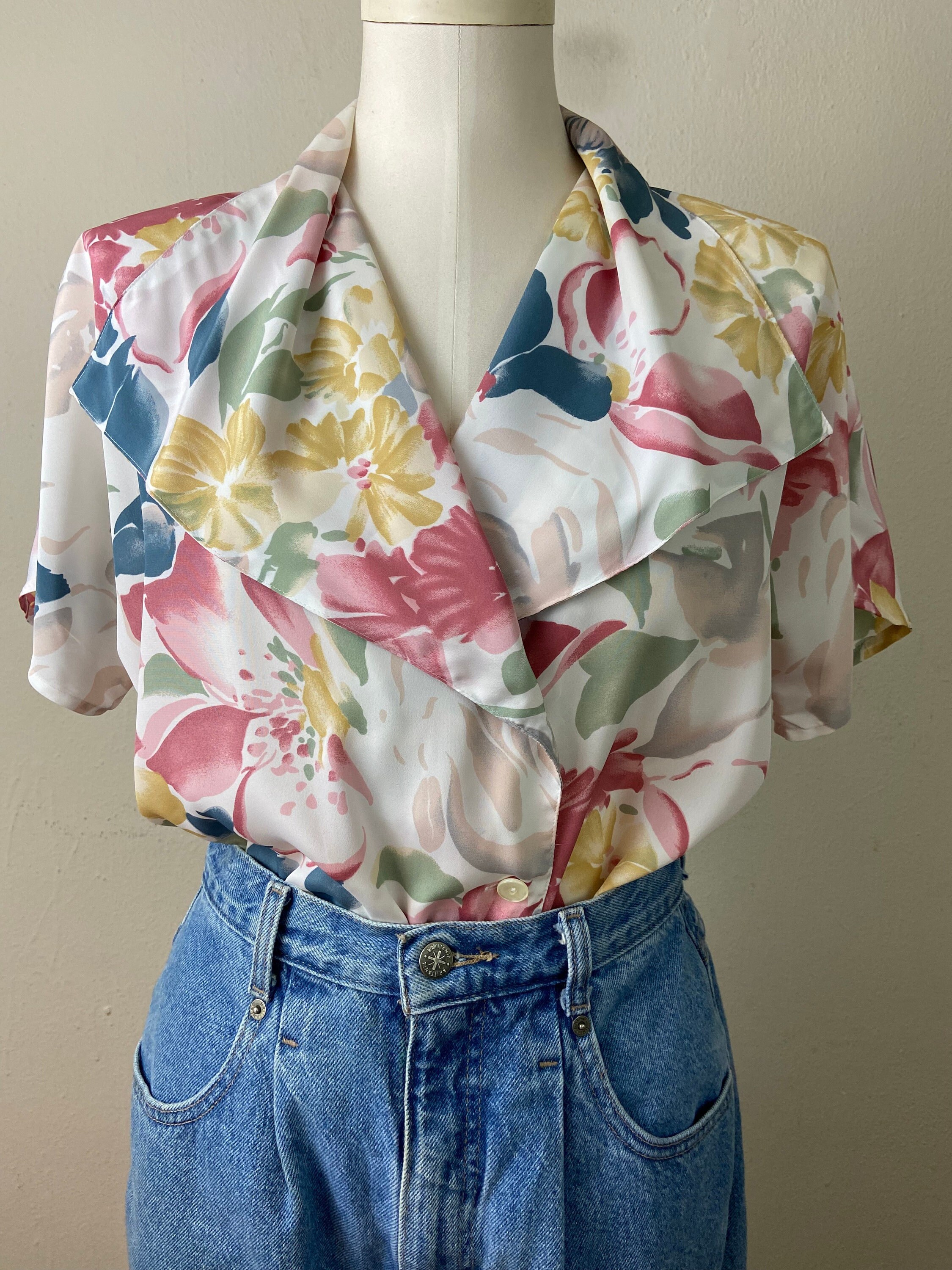 Vintage 90s Silk Christie & Jill Floral Print Sailor Collar Vintage 90s Silk Christie & Jill Floral Print Sailor Collar