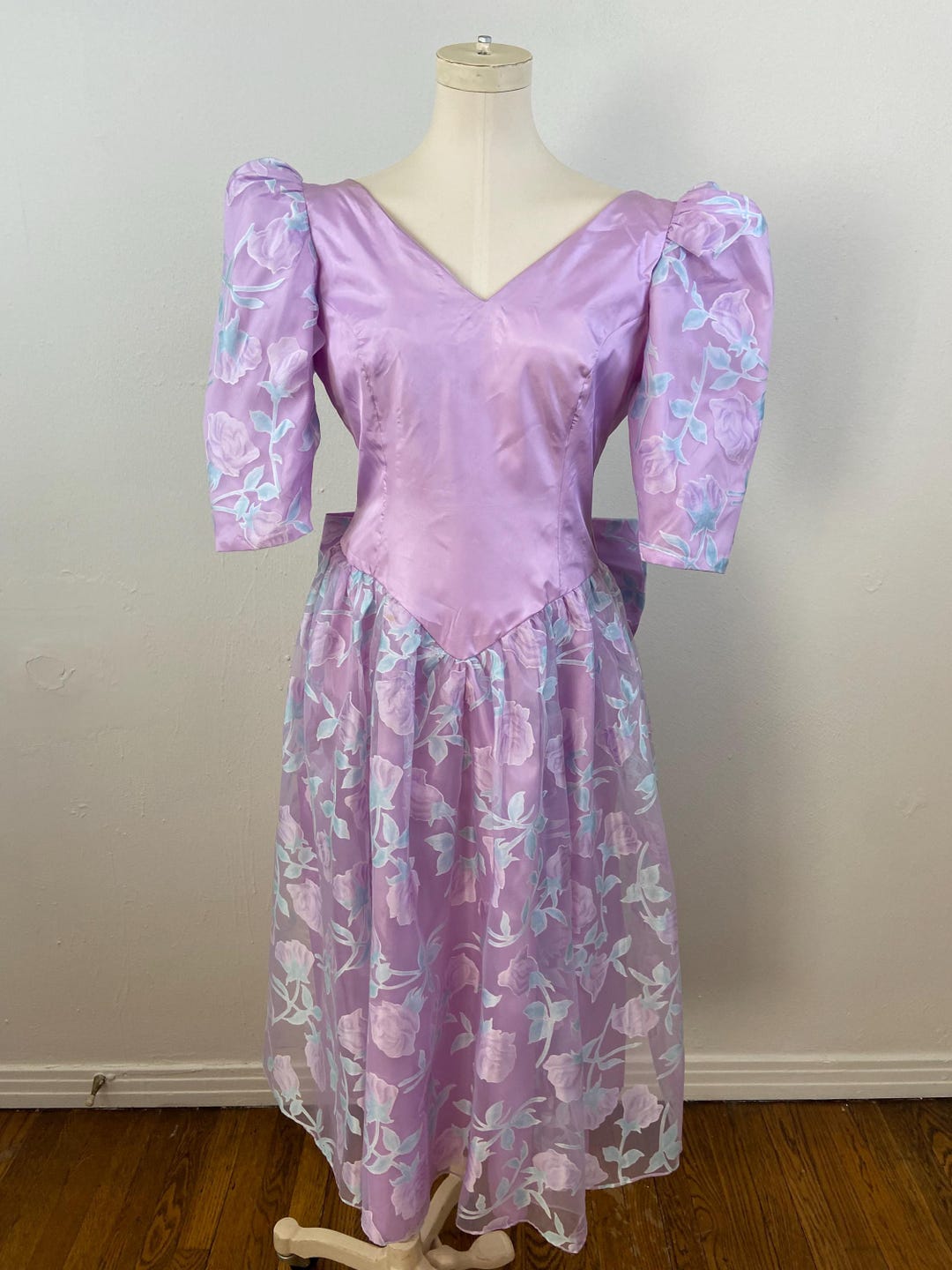 Vintage 80s Softest Watercolor Lavender With Delicates Floral Organza ...