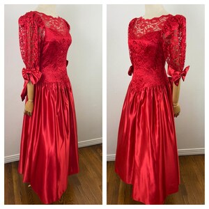 Vintage 80s Red Shimmering Lace and Satin Rounded Neckline Into Deep V ...