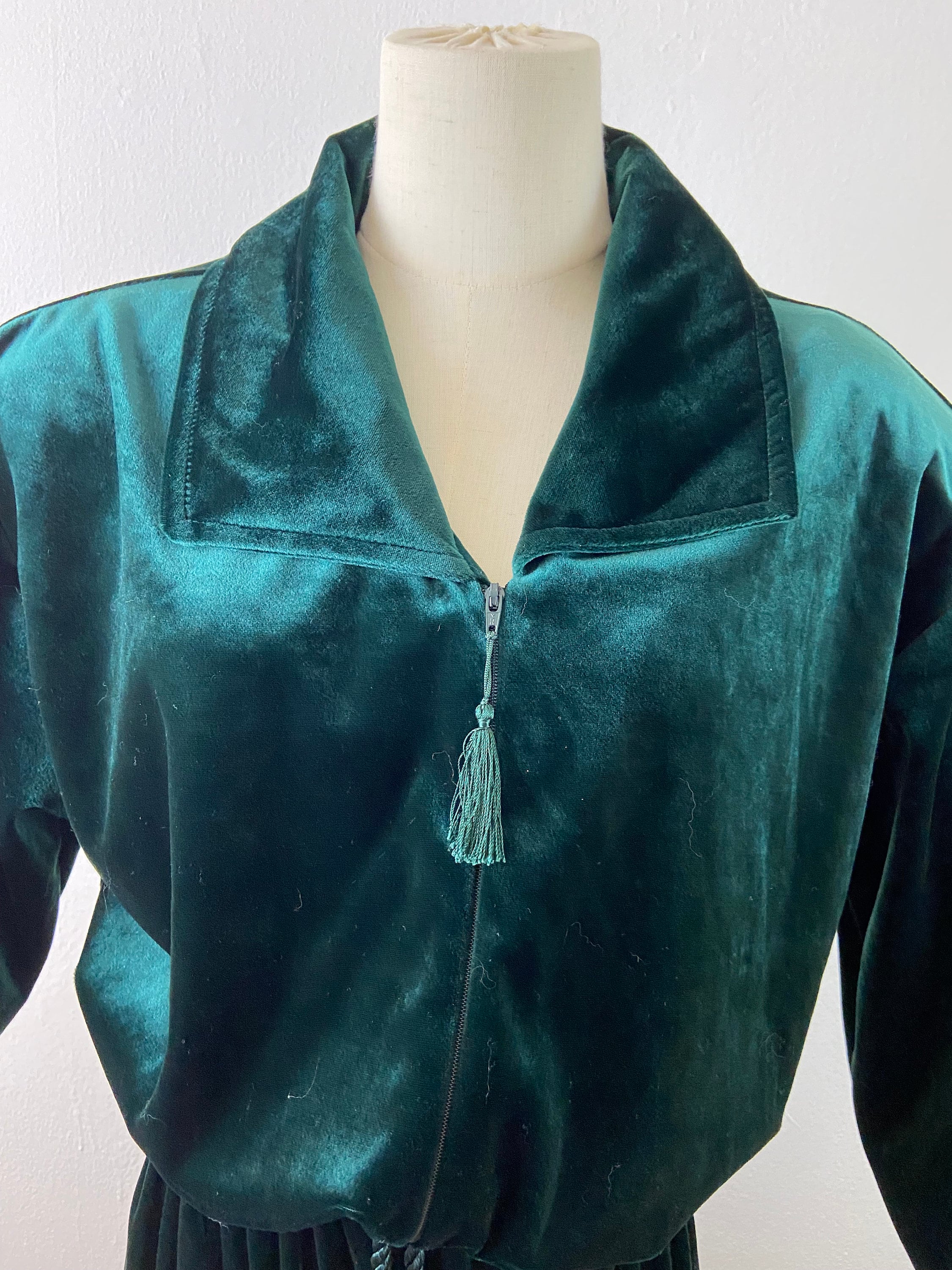 Vintage 90s Green Velvetier Long Sleeves Zipper Front Jumpsuit BY ...