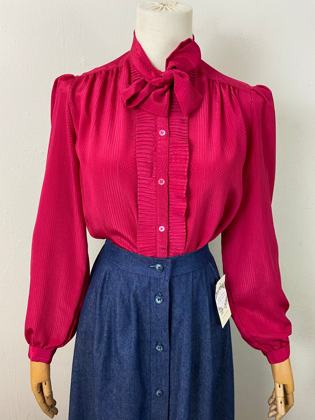Vintage 80s Fucsia Jacquard Feminine Blouse, Band Collard Ruffle Each ...