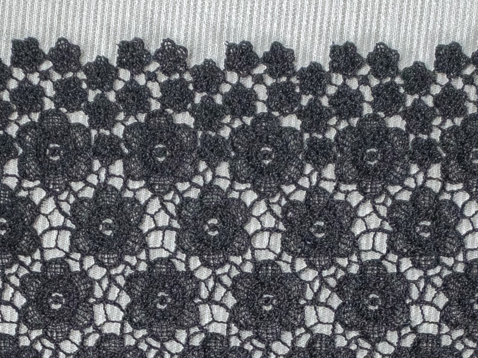 Black Scalloped Stretch Lace With Flowers Guipure Bra Making 22.8cm / 9 ...