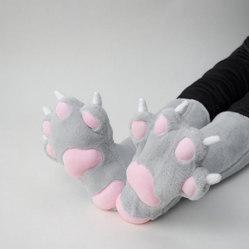 Slim Faux Fur Paws and Feetpaws Set, Realistic Grey Wolfdog Handpaws ...