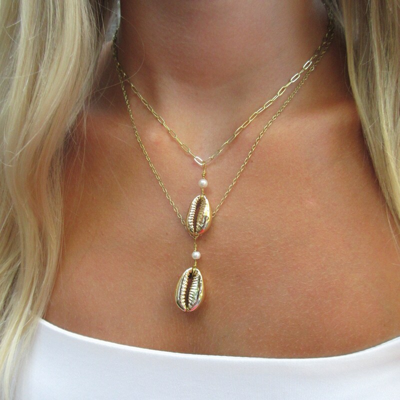 Cowrie Shell Necklace - Etsy