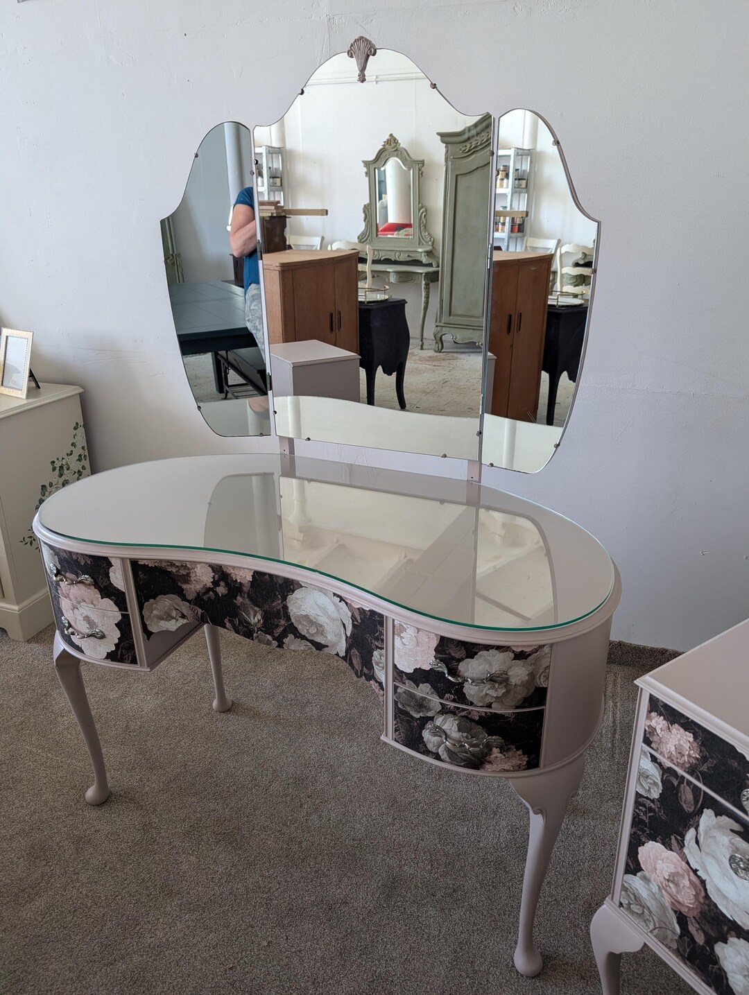 Stunning 1940s Wrighton Dressing Table & Matching Bedside Cabinets ...