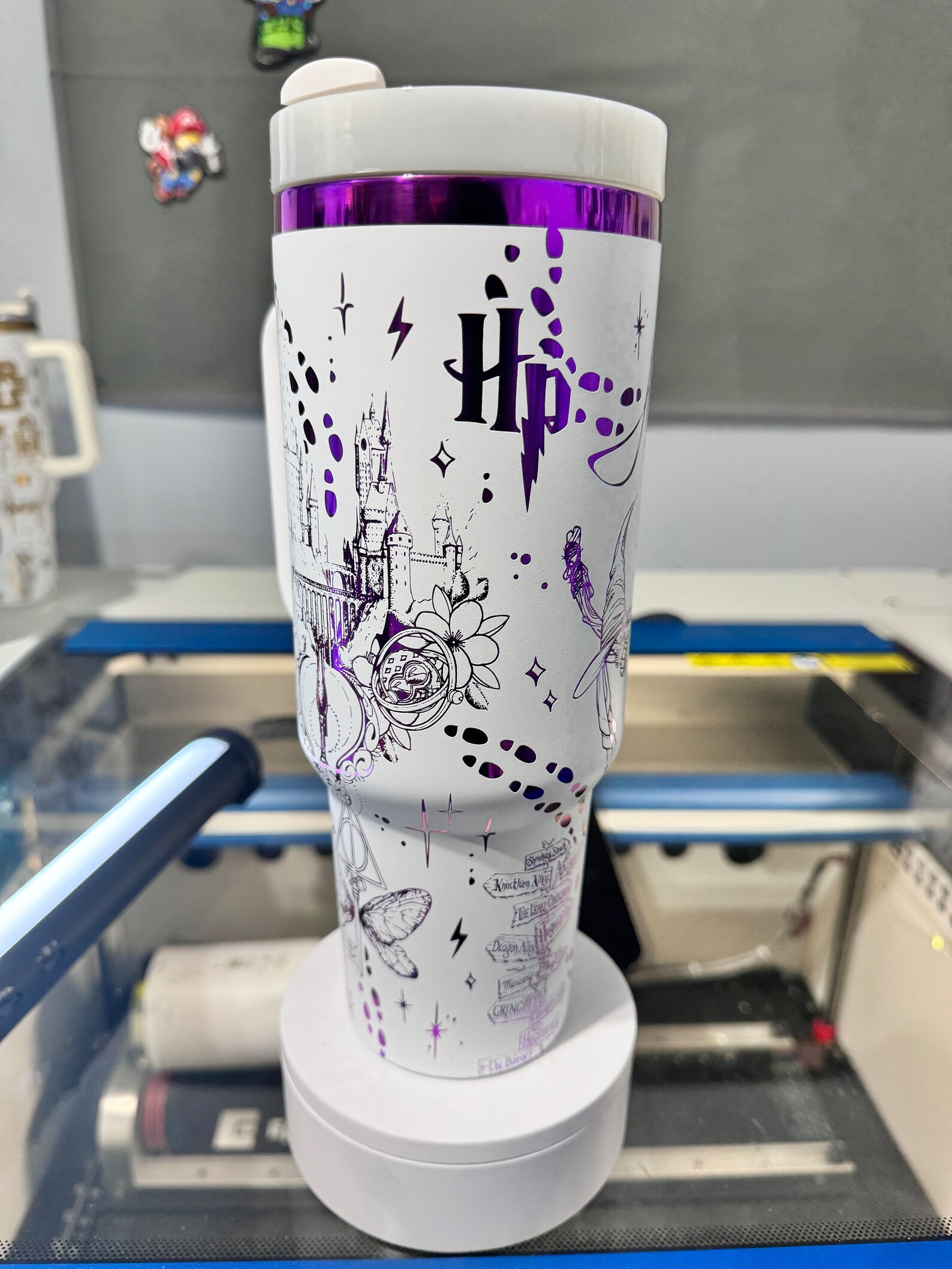 Wizard Wrap 40 Oz Tumbler White With Purple Underneath. Different ...