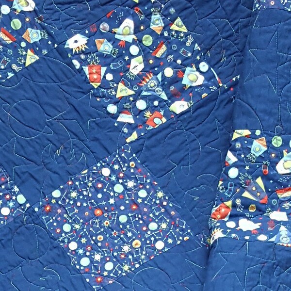 Spaceship Quilt - Etsy