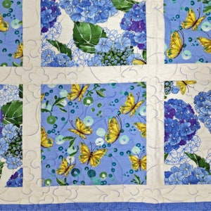 Hydrangea Print Quilt, Summer Patchwork Quilt, Floral Quilted Throw ...