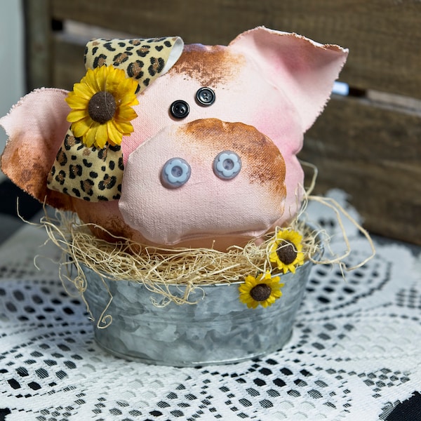 Primitive Pig - Etsy