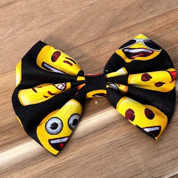 Emoji Bow - Etsy