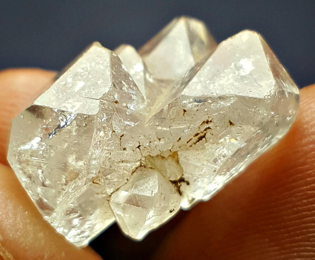Tri-crystal Scepter Quartz Specimen: 14.00 CT Afghan Crystal - Etsy