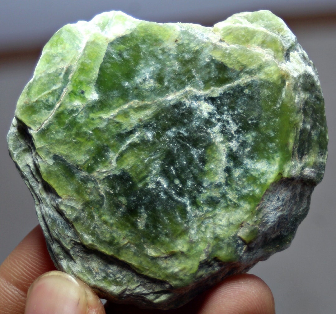 264.0 Ct Big Green Nephrite Cluster, Bajawar Pakistan - Top Green ...