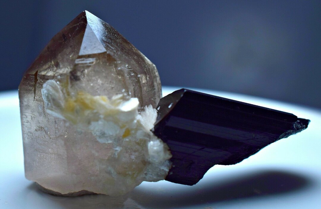 110 Ct Wonderous Unusual Natural Smoky Quartz W/black Tourmaline ...