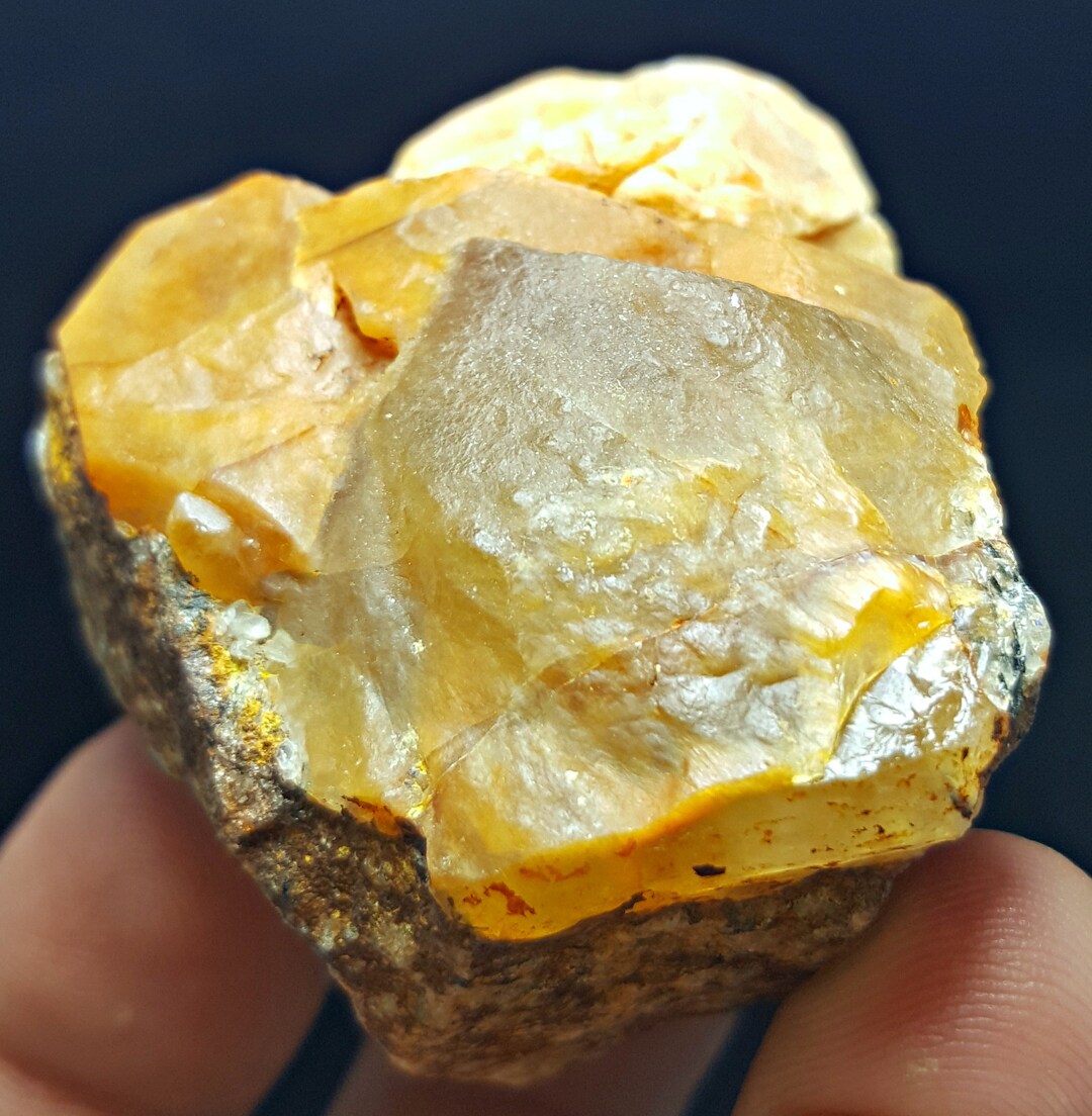 390.0 CT Fascinating Rare Newly Mined Lite Brown Color Natural Unusual ...