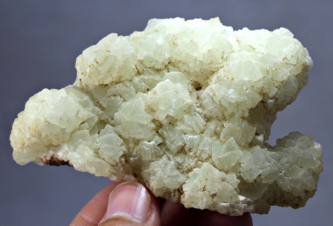 146.0 Gm Rare Unusual White Fluorite or Smithsonite Crystals Clusters ...