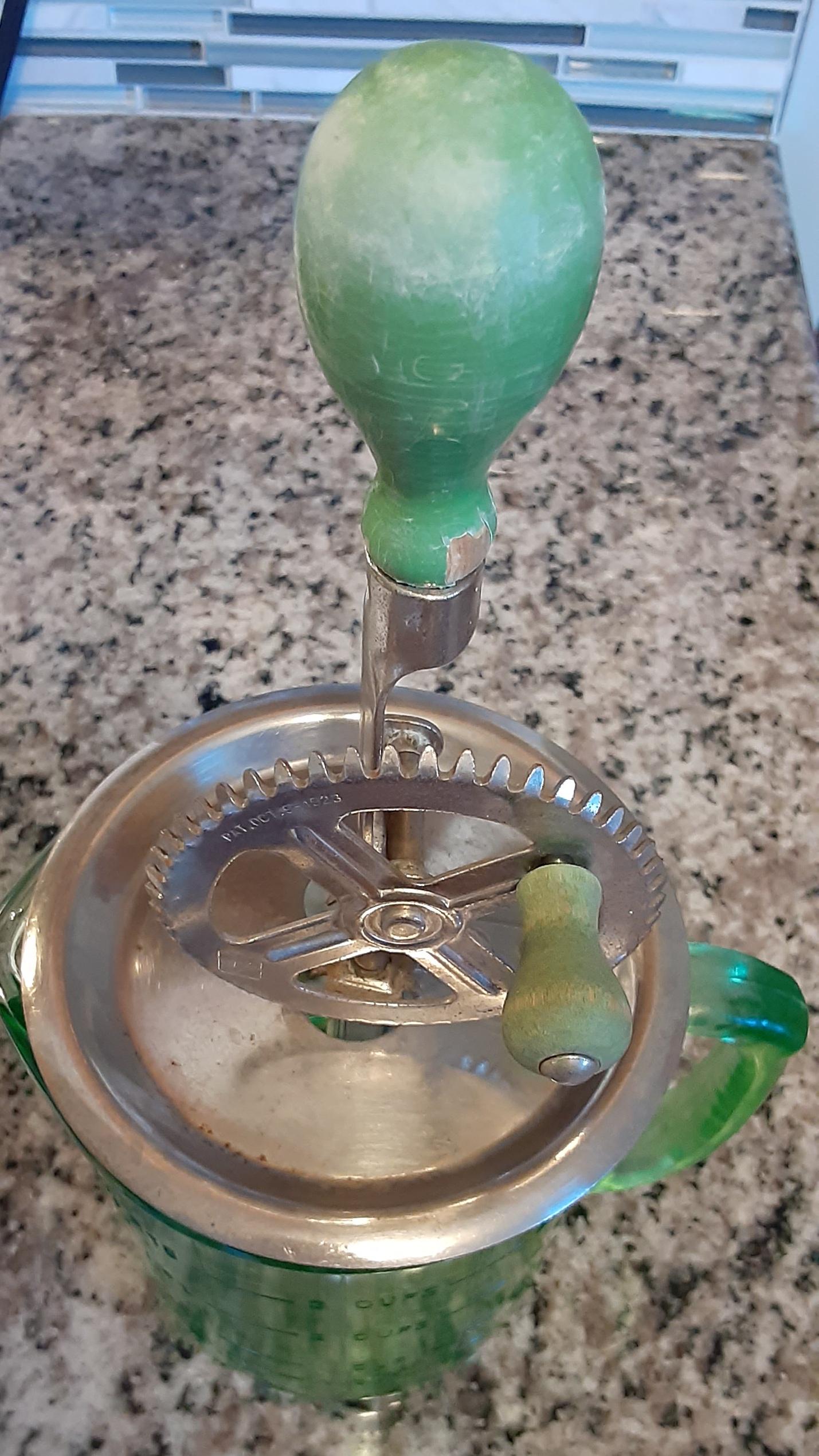 Vintage Green Glass 4-cup Rotary Style Egg Beater/mixer - 1930s - Etsy