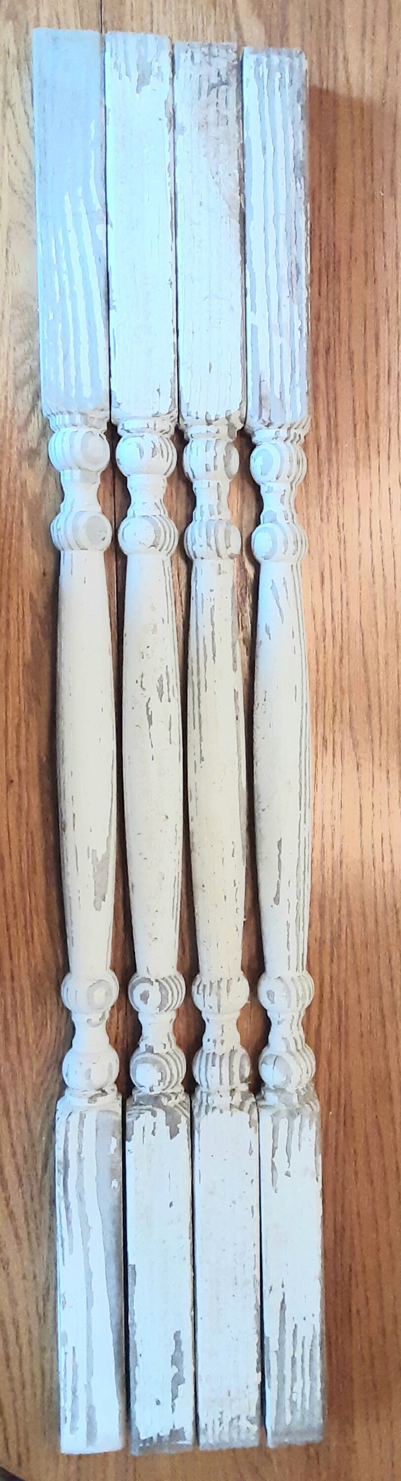 Salvaged Wood Spindles, DIY Chippy White Wood Spindles, Craft Spindles ...