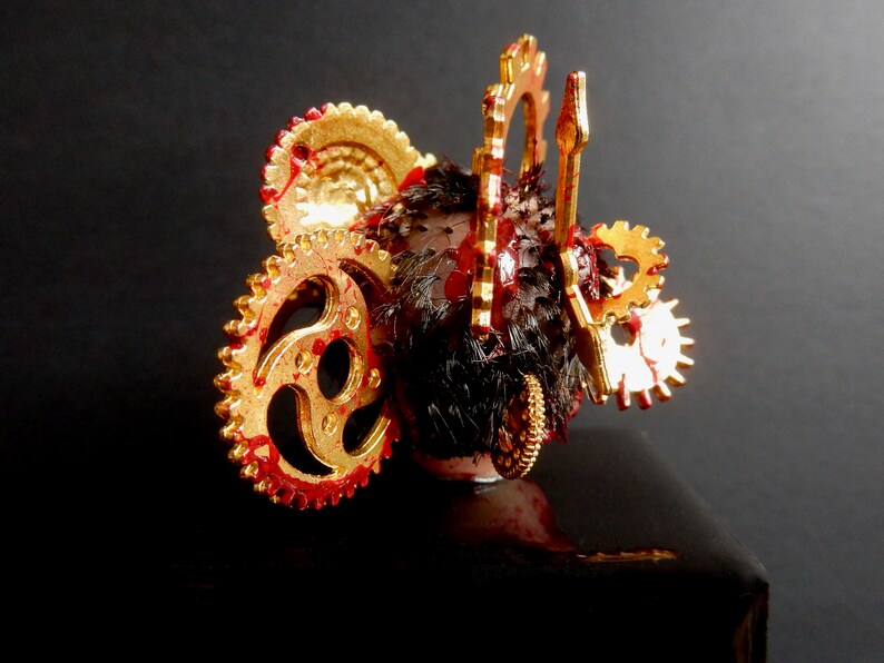 Barbie, Creepy Barbie, Scary Barbie Doll, Creepy Doll Head Figurine ...