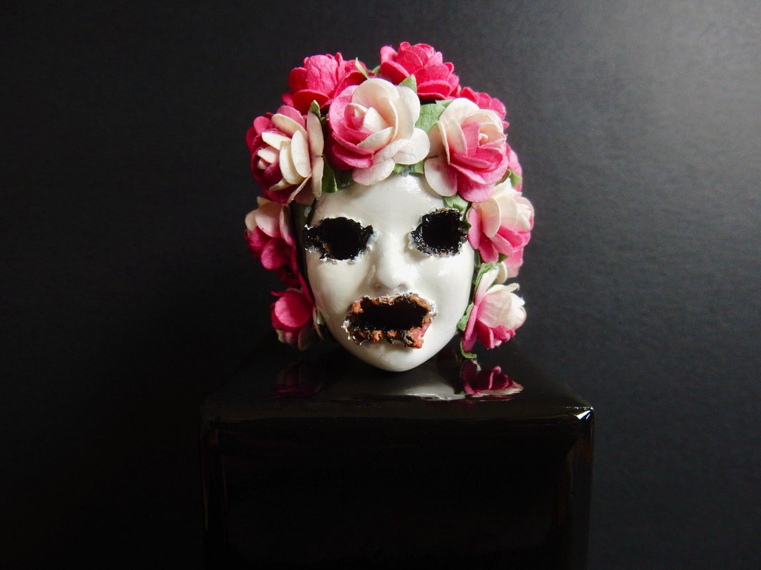 Day of the Dead Barbie Head, Creepy Doll Figurine, Sculpture, Creepy ...