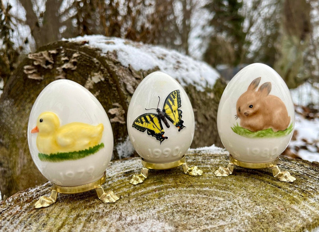 Vintage Goebel Annual Easter Egg, Fine Porcelain Egg Figurine Made in ...