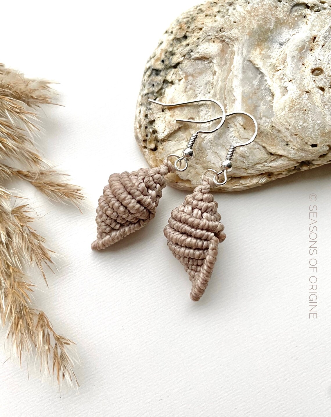 Seashell Macrame Earrings - Etsy