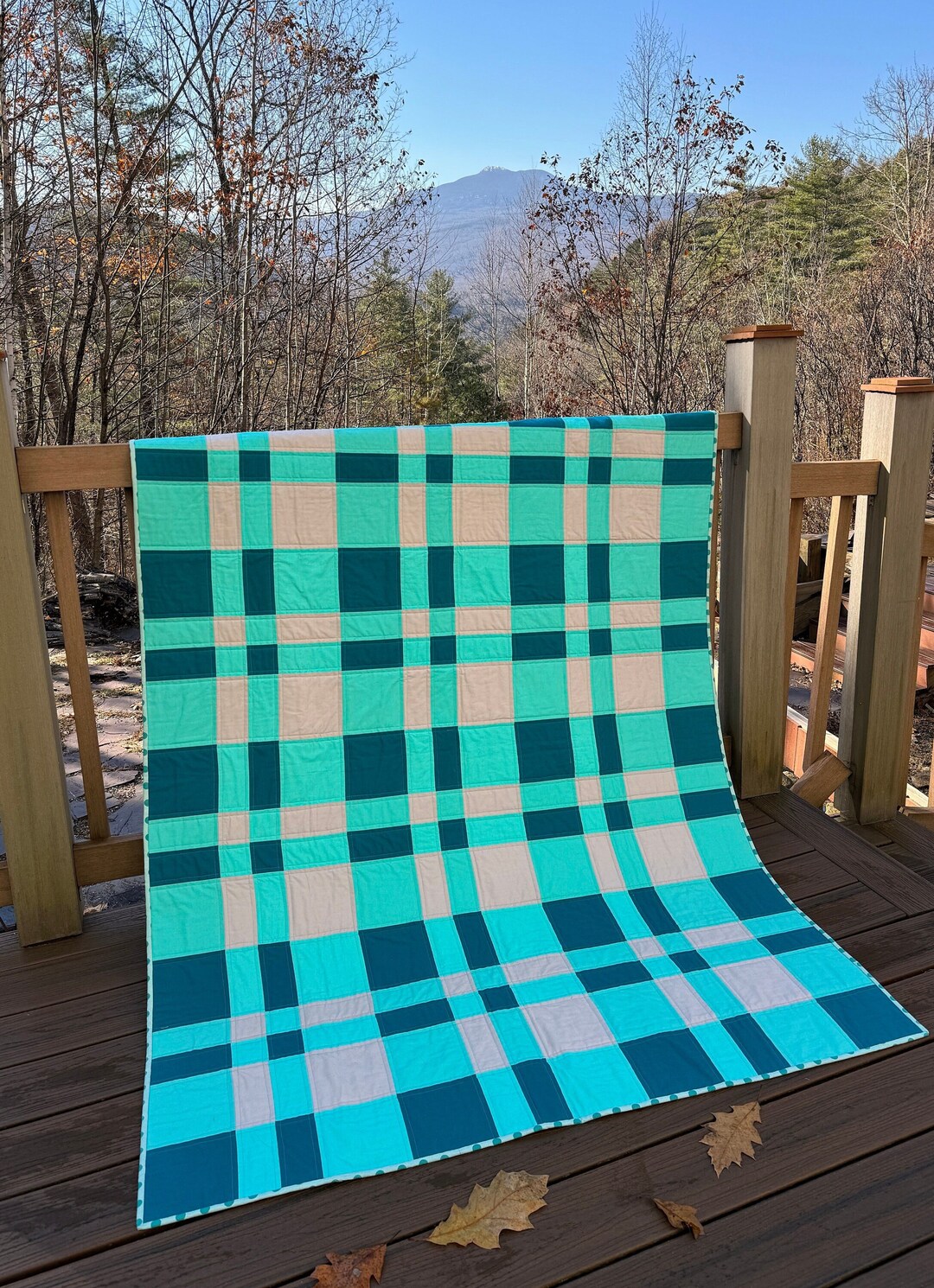 Graphic Quilt | Modern Quilt | Siracusa Gingham Quilt | Plaid Quilt ...