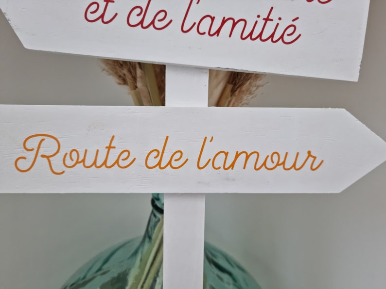 Rustic Elegance: Multi-arrow Directional Sign for Perfect Wedding ...