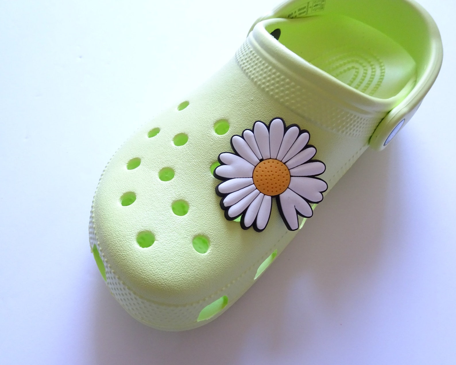 Daisy Charms for Croc /cute Flower Charms for Croc/ Crocs Shoe - Etsy