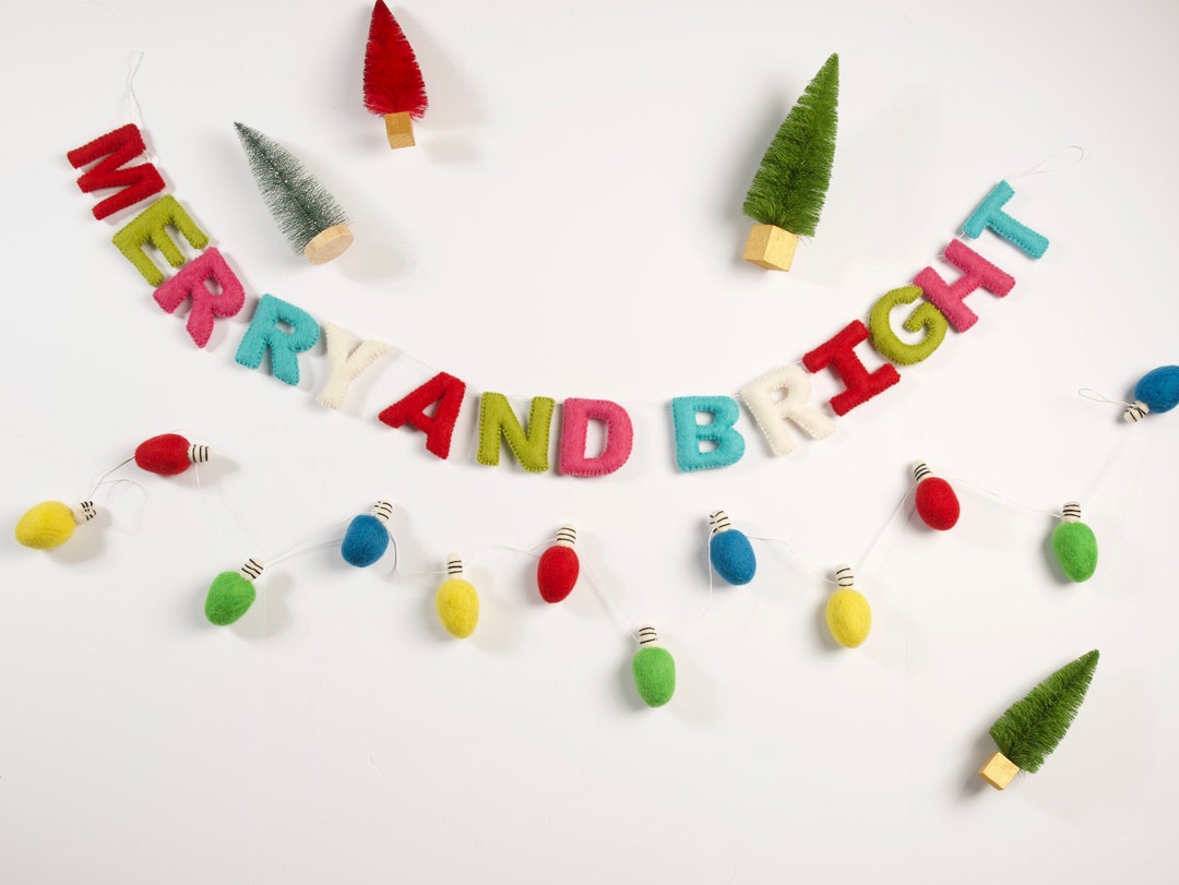 Merry and Bright Garland/ Christmas Garland/ Felt Ball Garland/ Holiday ...
