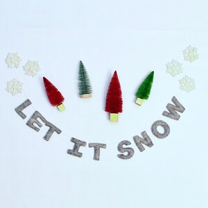 Merry and Bright Garland/ Christmas Garland/ Felt Ball Garland/ Holiday ...