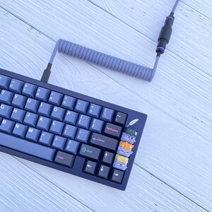 Custom Coiled Keyboard USB Cable With Aviator Connector GMK Dracula - Etsy